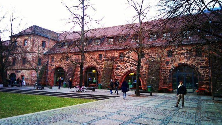 Mengenal Tokoh Sosiologi Modern Max Weber - MudaBicara.com